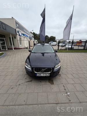 Zils Volvo V70 2009 Liepāja, ar dzinēja tilpumu 2.40 L un nobraukumu 246 tūkst. km par 5400 €, foto 3 vietnē AUTOMOTO.COM.LV