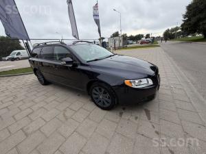 Zils Volvo V70 2009 Liepāja, ar dzinēja tilpumu 2.40 L un nobraukumu 246 tūkst. km par 5400 €, foto 4 vietnē AUTOMOTO.COM.LV