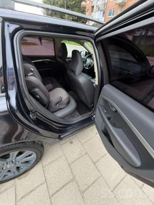 Zils Volvo V70 2009 Liepāja, ar dzinēja tilpumu 2.40 L un nobraukumu 246 tūkst. km par 5400 €, foto 12 vietnē AUTOMOTO.COM.LV