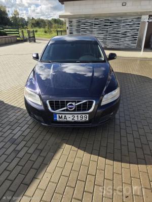 Blue Volvo V70 2009 in Cesis, with an engine capacity of 2.40 L and mileage of 376 thousand km for 2400 €, photo  on AUTOMOTO.COM.LV
