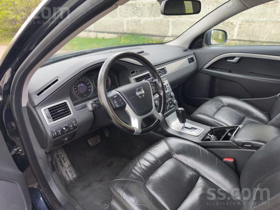Zils Volvo V70 2010 Ogre, ar dzinēja tilpumu 2.40 L un nobraukumu 424 tūkst. km par 2000 €, foto 9 vietnē AUTOMOTO.COM.LV