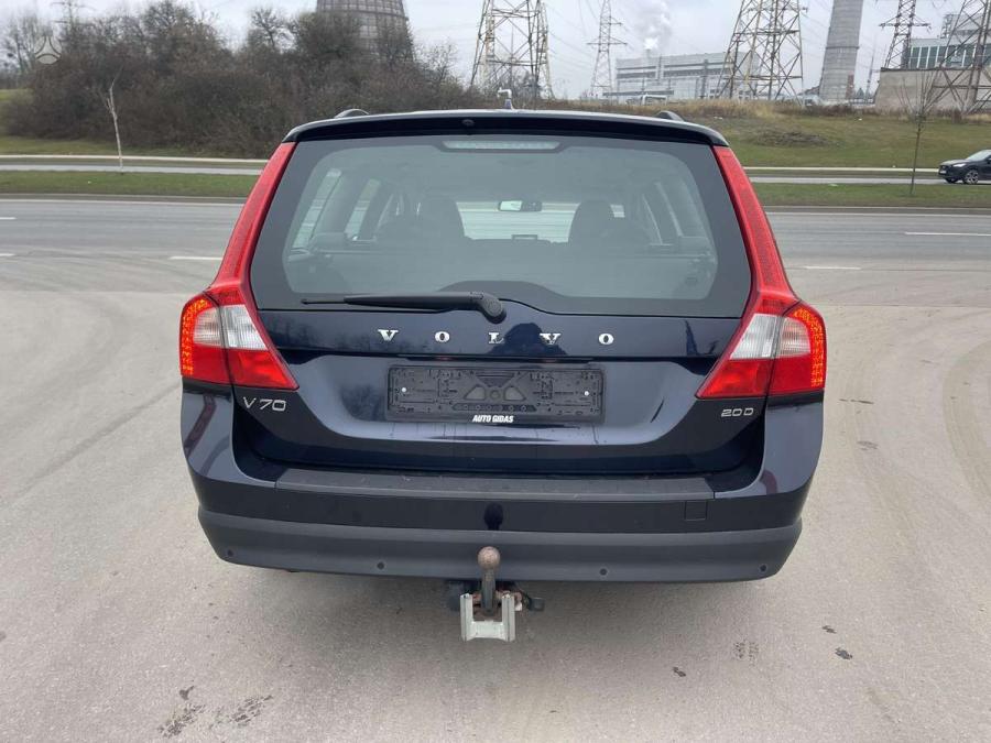 Zils Volvo V70 2010 Kauņa, ar dzinēja tilpumu 2.00 L un nobraukumu 313 tūkst. km par 3450 €, foto 12 vietnē AUTOMOTO.COM.LV