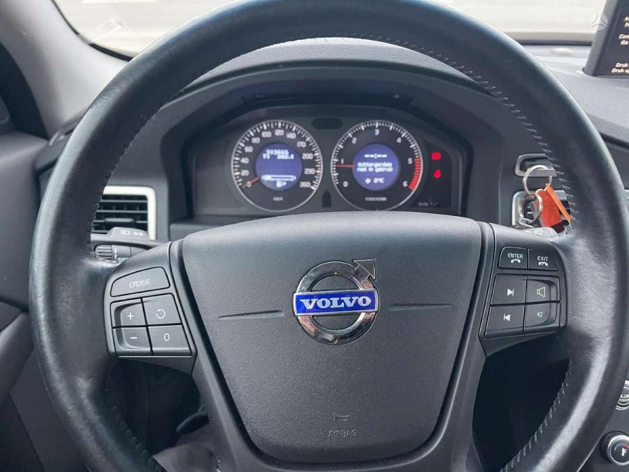Zils Volvo V70 2010 Kauņa, ar dzinēja tilpumu 2.00 L un nobraukumu 313 tūkst. km par 3450 €, foto 20 vietnē AUTOMOTO.COM.LV
