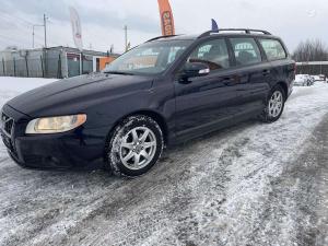Blue Volvo V70 2010 in Kaunas, with an engine capacity of 2.00 L and mileage of 313 thousand km for 3450 €, photo 2 on AUTOMOTO.COM.LV