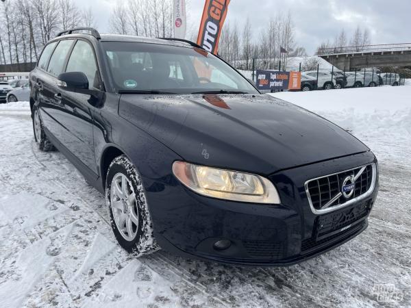 Blue Volvo V70 2010 in Kaunas, with an engine capacity of 2.00 L and mileage of 313 thousand km for 3450 €, photo 1 on AUTOMOTO.COM.LV