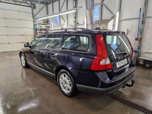 Zils Volvo V70 2010 Kauņa, ar dzinēja tilpumu 2.40 L un nobraukumu 392 tūkst. km par 4100 €, foto 3 vietnē AUTOMOTO.COM.LV