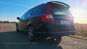 Blue Volvo V70 2010 in Tallinn, with an engine capacity of 2.40 L and mileage of 323 thousand km for 6500 €, photo 3 on AUTOMOTO.COM.LV