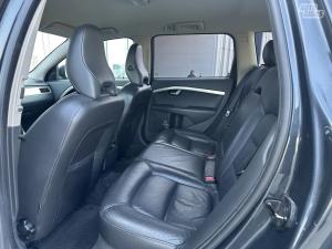 Blue Volvo V70 2010 in Vilnius, with an engine capacity of 2.40 L and mileage of 380 thousand km for 3800 €, photo 10 on AUTOMOTO.COM.LV
