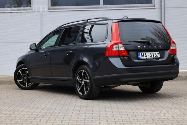 Zils Volvo V70 2010 Rīga, ar dzinēja tilpumu 2.40 L un nobraukumu 0 tūkst. km par 3495 €, foto 3 vietnē AUTOMOTO.COM.LV