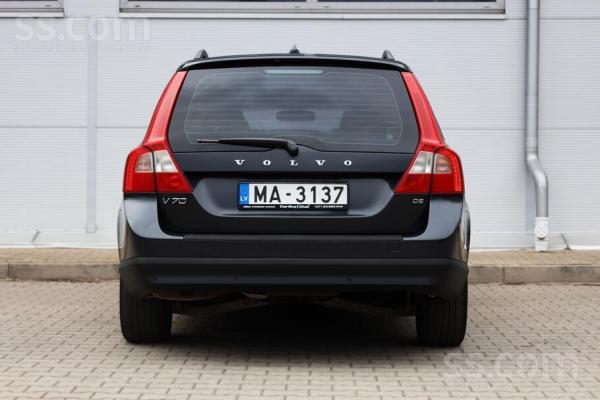 Zils Volvo V70 2010 Rīga, ar dzinēja tilpumu 2.40 L un nobraukumu 0 tūkst. km par 3495 €, foto 4 vietnē AUTOMOTO.COM.LV