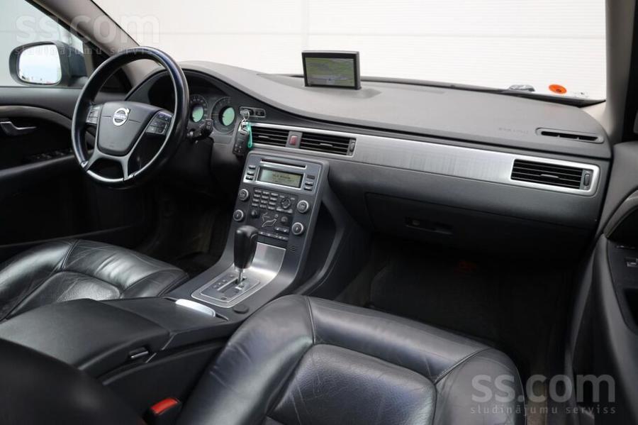 Zils Volvo V70 2010 Rīga, ar dzinēja tilpumu 2.40 L un nobraukumu 0 tūkst. km par 3495 €, foto 10 vietnē AUTOMOTO.COM.LV
