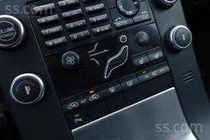 Zils Volvo V70 2010 Rīga, ar dzinēja tilpumu 2.40 L un nobraukumu 0 tūkst. km par 3495 €, foto 17 vietnē AUTOMOTO.COM.LV