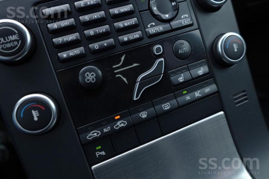 Zils Volvo V70 2010 Rīga, ar dzinēja tilpumu 2.40 L un nobraukumu 0 tūkst. km par 3495 €, foto 17 vietnē AUTOMOTO.COM.LV