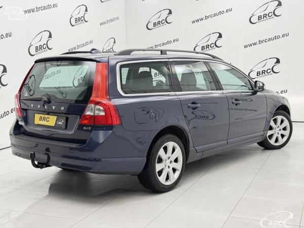 Zils Volvo V70 2010 Avižieniai, ar dzinēja tilpumu 2.40 L un nobraukumu 472 tūkst. km par 4300 €, foto 2 vietnē AUTOMOTO.COM.LV