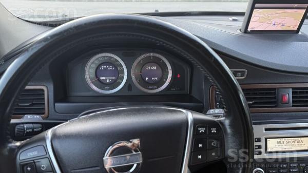 Zils Volvo V70 2010 Rīga, ar dzinēja tilpumu 2.40 L un nobraukumu 331 tūkst. km par 4250 €, foto 10 vietnē AUTOMOTO.COM.LV