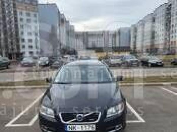 Zils Volvo V70 2010 Rīga, ar dzinēja tilpumu 2.40 L un nobraukumu 279 tūkst. km par 5650 €, foto 1 vietnē AUTOMOTO.COM.LV