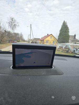 Blue Volvo V70 2010 in Prienai, with an engine capacity of 2.40 L and mileage of 345 thousand km for 2500 €, photo 15 on AUTOMOTO.COM.LV