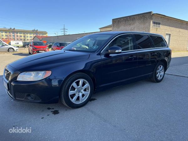 Blue Volvo V70 2010 in Narva, with an engine capacity of 1.60 L and mileage of 328 thousand km for 3999 €, photo 2 on AUTOMOTO.COM.LV