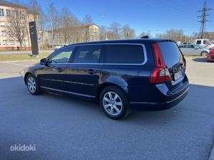 Blue Volvo V70 2010 in Narva, with an engine capacity of 1.60 L and mileage of 328 thousand km for 3999 €, photo 6 on AUTOMOTO.COM.LV