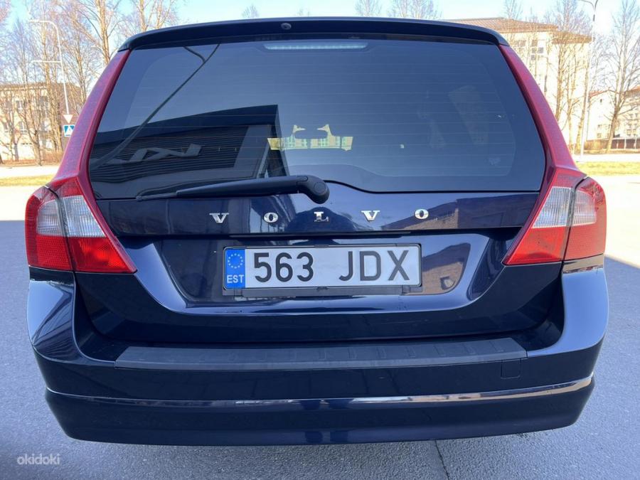 Blue Volvo V70 2010 in Narva, with an engine capacity of 1.60 L and mileage of 328 thousand km for 3999 €, photo 18 on AUTOMOTO.COM.LV