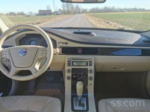 Синий Вольво В70 2010 в Елгава, объемом двигателя 2.40 л и пробегом 293 тыс. км за 3600 €, фото 12 на AUTOMOTO.COM.LV