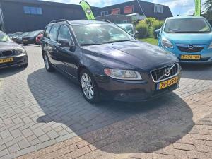 Zils Volvo V70 2010 Raseiniai, ar dzinēja tilpumu 2.00 L un nobraukumu 330 tūkst. km par 3750 €, foto 5 vietnē AUTOMOTO.COM.LV