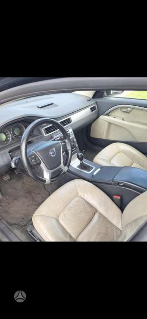 Zils Volvo V70 2010 Raseiniai, ar dzinēja tilpumu 2.00 L un nobraukumu 330 tūkst. km par 3750 €, foto 6 vietnē AUTOMOTO.COM.LV