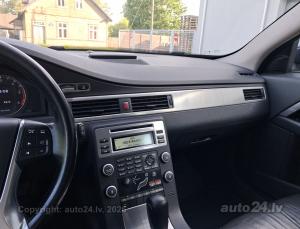 Синий Вольво В70 2010 в Пайде, объемом двигателя 2.40 л и пробегом 357 тыс. км за 5650 €, фото 10 на AUTOMOTO.COM.LV