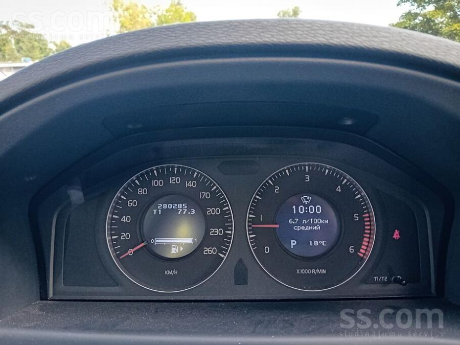 Blue Volvo V70 2010 in Riga, with an engine capacity of 2.40 L and mileage of 280 thousand km for 5350 €, photo 10 on AUTOMOTO.COM.LV