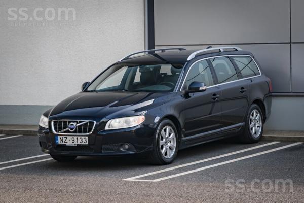 Blue Volvo V70 2010 in Riga, with an engine capacity of 1.60 L and mileage of 0 thousand km for 3750 €, photo 1 on AUTOMOTO.COM.LV