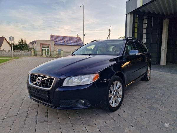 Zils Volvo V70 2010 Raseiniai, ar dzinēja tilpumu 2.00 L un nobraukumu 287 tūkst. km par 3450 €, foto 8 vietnē AUTOMOTO.COM.LV