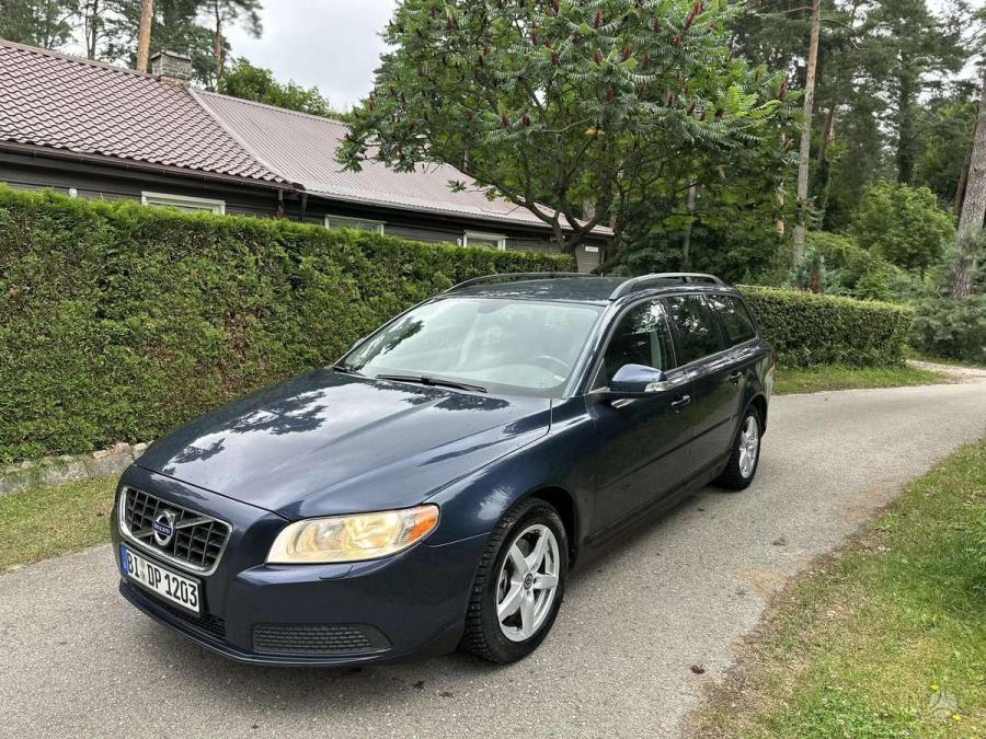 Zils Volvo V70 2010 Kauņa, ar dzinēja tilpumu 1.56 L un nobraukumu 146 tūkst. km par 4550 €, foto 1 vietnē AUTOMOTO.COM.LV