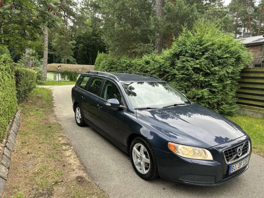 Zils Volvo V70 2010 Kauņa, ar dzinēja tilpumu 1.56 L un nobraukumu 146 tūkst. km par 4550 €, foto 9 vietnē AUTOMOTO.COM.LV