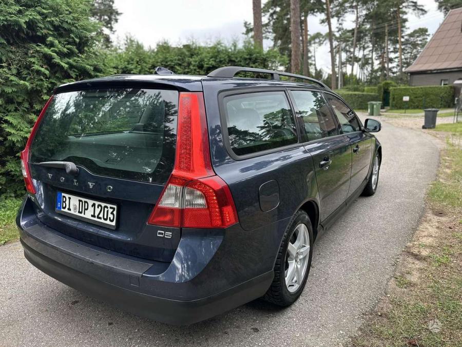 Zils Volvo V70 2010 Kauņa, ar dzinēja tilpumu 1.56 L un nobraukumu 146 tūkst. km par 4550 €, foto 19 vietnē AUTOMOTO.COM.LV