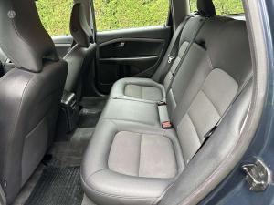 Zils Volvo V70 2010 Kauņa, ar dzinēja tilpumu 1.56 L un nobraukumu 146 tūkst. km par 4550 €, foto 23 vietnē AUTOMOTO.COM.LV