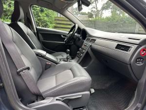 Zils Volvo V70 2010 Kauņa, ar dzinēja tilpumu 1.56 L un nobraukumu 146 tūkst. km par 4550 €, foto 29 vietnē AUTOMOTO.COM.LV