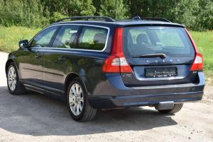 Zils Volvo V70 2010 Viļņa, ar dzinēja tilpumu 2.40 L un nobraukumu 297 tūkst. km par 4400 €, foto 7 vietnē AUTOMOTO.COM.LV