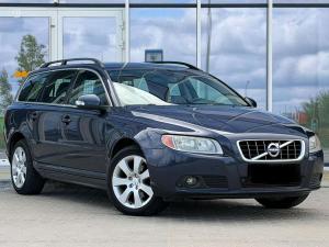 Zils Volvo V70 2010 Viļņa, ar dzinēja tilpumu 2.40 L un nobraukumu 471 tūkst. km par 4250 €, foto  vietnē AUTOMOTO.COM.LV