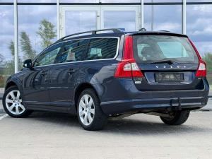 Zils Volvo V70 2010 Viļņa, ar dzinēja tilpumu 2.40 L un nobraukumu 471 tūkst. km par 4250 €, foto 3 vietnē AUTOMOTO.COM.LV