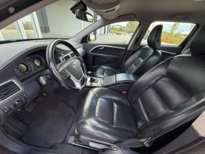 Zils Volvo V70 2010 Viļņa, ar dzinēja tilpumu 2.40 L un nobraukumu 471 tūkst. km par 4250 €, foto 6 vietnē AUTOMOTO.COM.LV