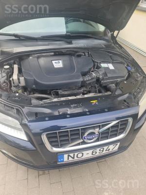 Blue Volvo V70 2010 in Jelgava, with an engine capacity of 2.40 L and mileage of 366 thousand km for 3700 €, photo 15 on AUTOMOTO.COM.LV