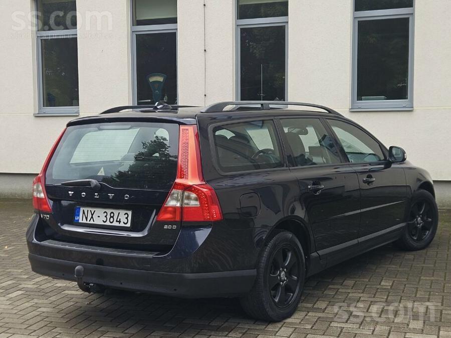 Zils Volvo V70 2010 Jelgava, ar dzinēja tilpumu 2.00 L un nobraukumu 261 tūkst. km par 3450 €, foto 3 vietnē AUTOMOTO.COM.LV