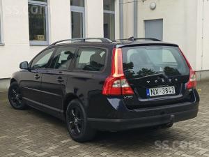 Zils Volvo V70 2010 Jelgava, ar dzinēja tilpumu 2.00 L un nobraukumu 261 tūkst. km par 3450 €, foto 5 vietnē AUTOMOTO.COM.LV
