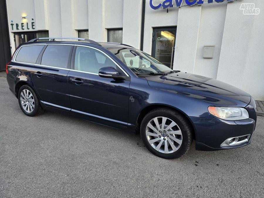 Zils Volvo V70 2011 Kauņa, ar dzinēja tilpumu 2.00 L un nobraukumu 279 tūkst. km par 6350 €, foto 4 vietnē AUTOMOTO.COM.LV