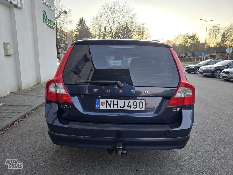 Zils Volvo V70 2011 Kauņa, ar dzinēja tilpumu 2.00 L un nobraukumu 279 tūkst. km par 6350 €, foto 8 vietnē AUTOMOTO.COM.LV