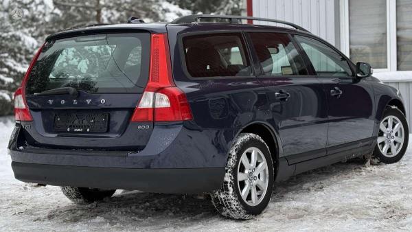 Zils Volvo V70 2011 Ukmergė, ar dzinēja tilpumu 2.00 L un nobraukumu 275 tūkst. km par 3300 €, foto 3 vietnē AUTOMOTO.COM.LV