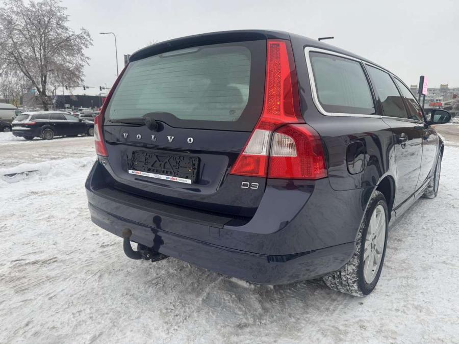 Blue Volvo V70 2011 in Kaunas, with an engine capacity of 1.98 L and mileage of 268 thousand km for 5850 €, photo 9 on AUTOMOTO.COM.LV