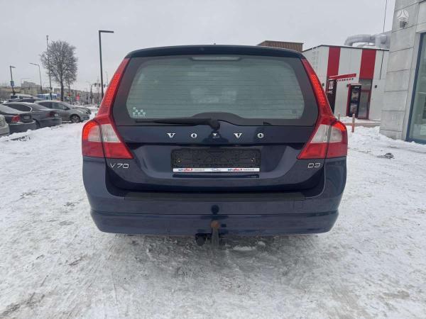 Blue Volvo V70 2011 in Kaunas, with an engine capacity of 1.98 L and mileage of 268 thousand km for 5850 €, photo 10 on AUTOMOTO.COM.LV