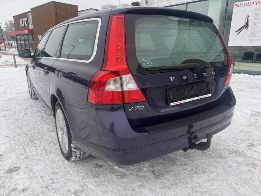 Blue Volvo V70 2011 in Kaunas, with an engine capacity of 1.98 L and mileage of 268 thousand km for 5850 €, photo 11 on AUTOMOTO.COM.LV
