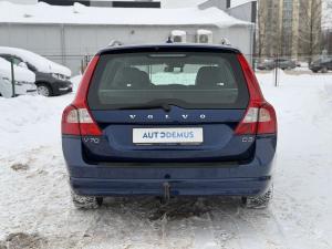 Blue Volvo V70 2011 in Mazeikiai, with an engine capacity of 1.98 L and mileage of 278 thousand km for 6700 €, photo 9 on AUTOMOTO.COM.LV